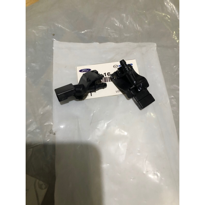 Jual NOZZLE AIR WIPER/SEMPROTAN AIR WIPER FORD RANGER 2.2/T6 ORI ...