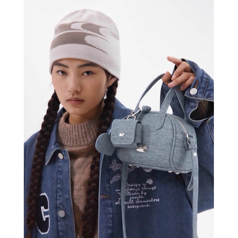 Jual CRYING CENTER DENIM BAG | Shopee Indonesia