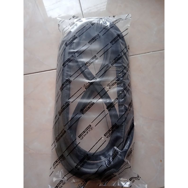 Jual Karet Balon Peredam Pintu Bagasi Innova 2005-2015 Original ...