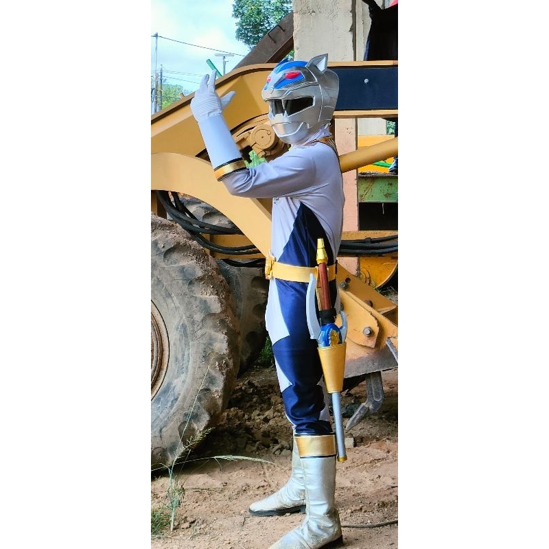 Jual Kostum Cosplay koleksi pribadi Gao Silver dari series Gaoranger ...