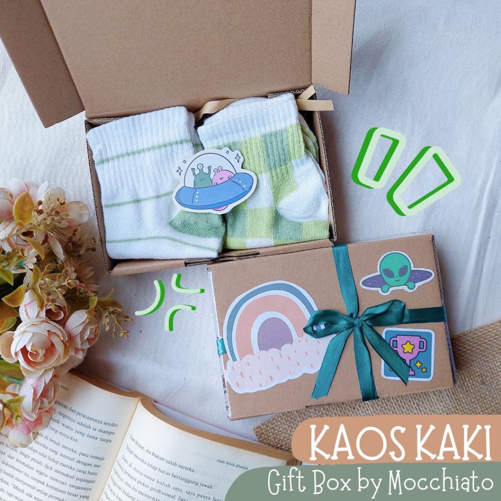 Jual Kado Cewek Set Kaos Kaki Aesthetic Gift Box Ulang Tahun Wisuda ...