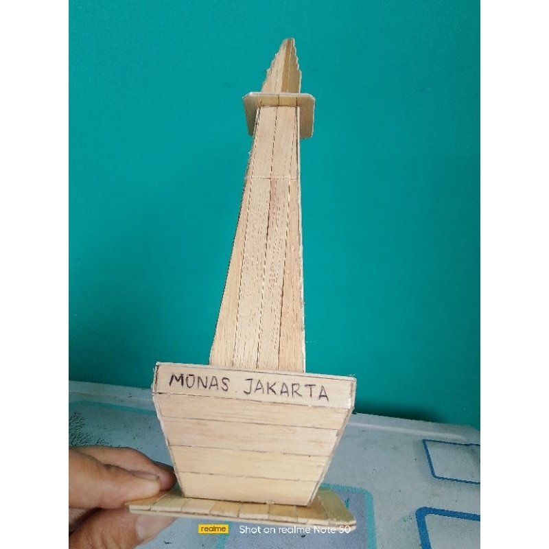 Jual miniatur tugu Monas dari stik es krim | Shopee Indonesia