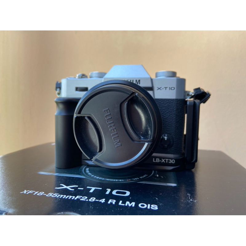 Jual KAMERA MIRRORLESS FUJI FILM XT10 (FULL SET) | Shopee Indonesia
