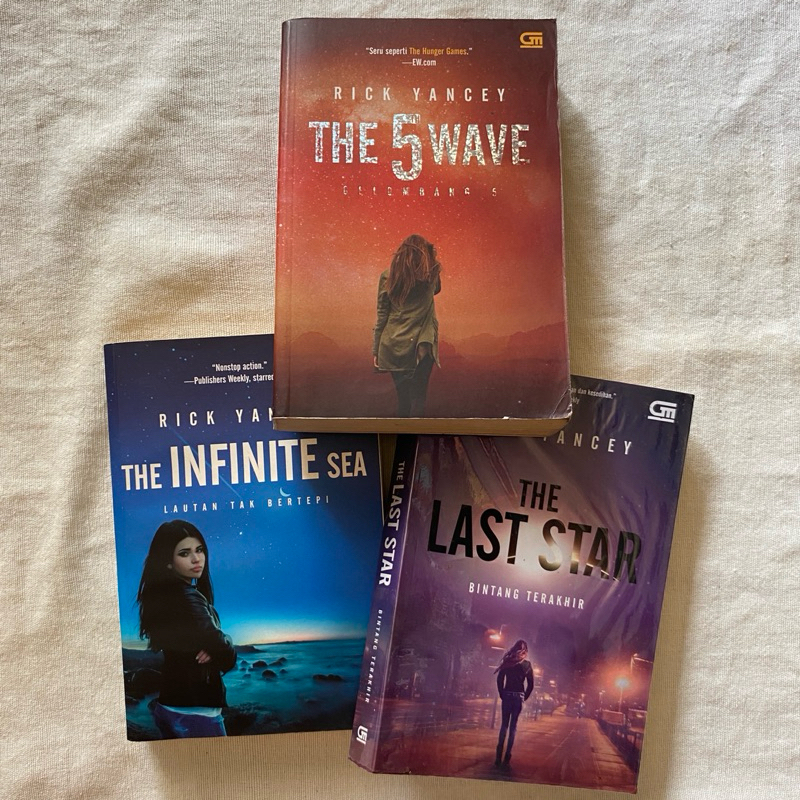 Jual Buku Novel Trilogi The 5th Wave The Infinite Sea The Last Star ...