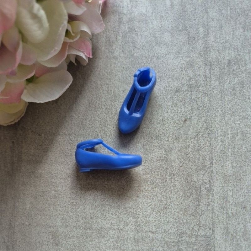 Jual Sepatu Barbie Curvy Mattel blue | Shopee Indonesia