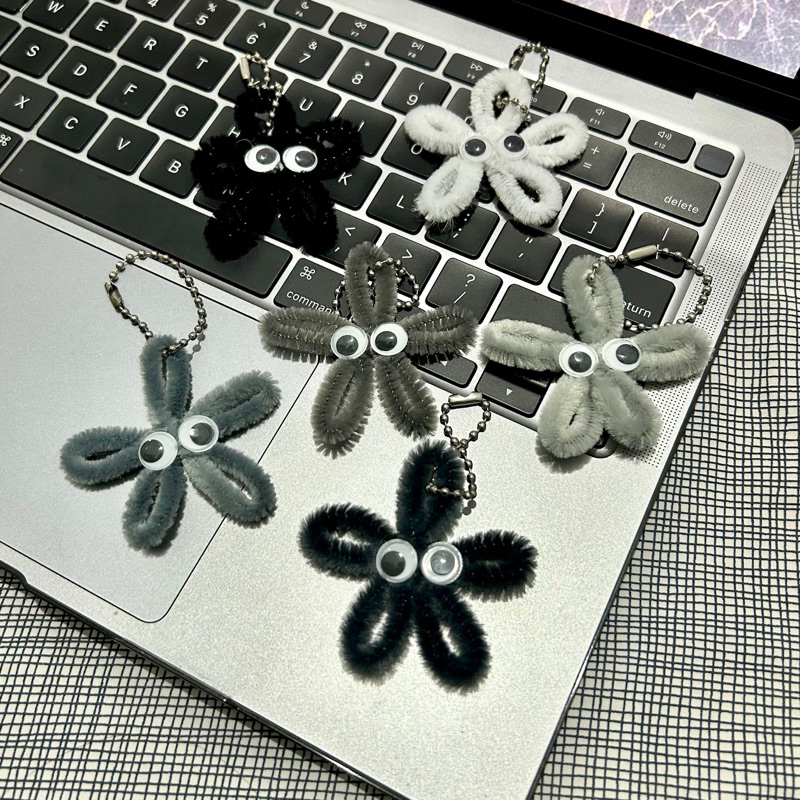 Jual grey starfish keychain pipe cleaner | ganci mini kawat bulu 5 cm ...