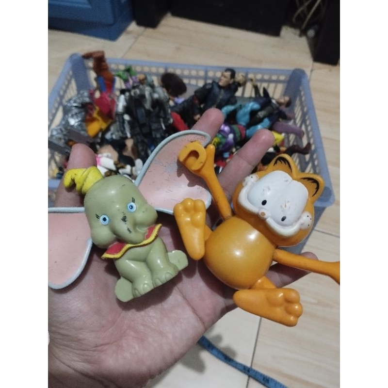 Jual MAINAN BEKAS / SECOND DISNEY DAN MARSUPILAMI | Shopee Indonesia
