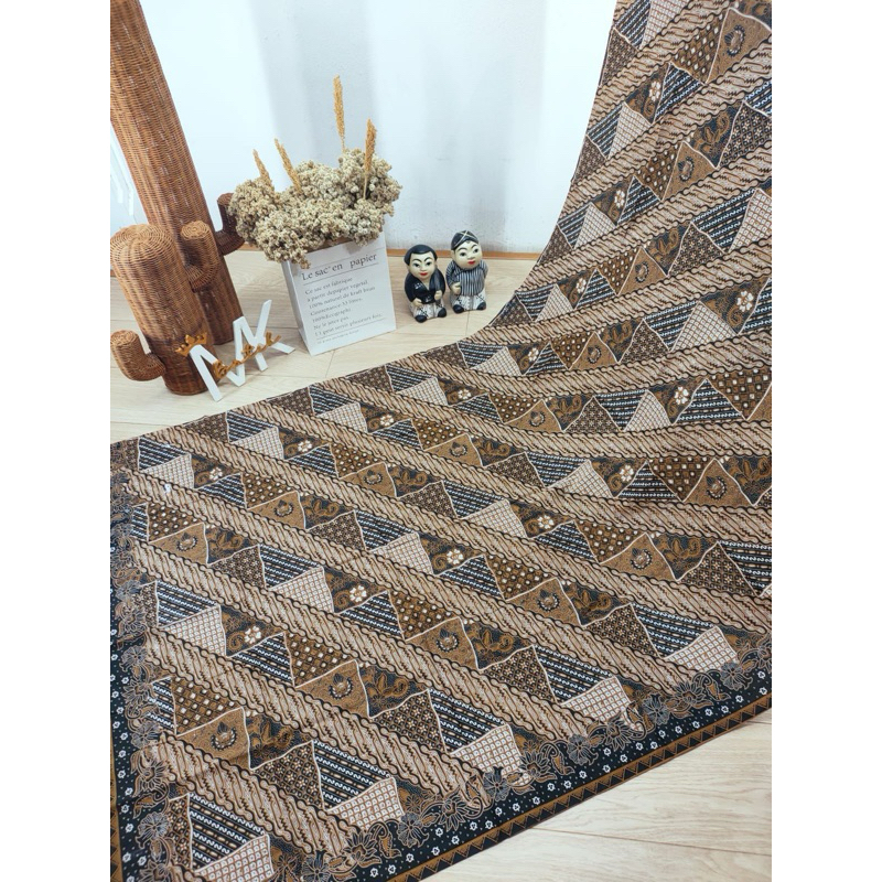 Jual KAIN BATIK SOLO PREMIUM-Batik Solo Sogan Handprint Motif Liris ...