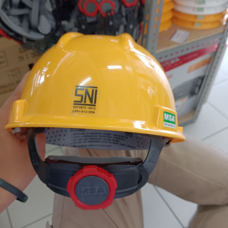 Jual Helm Safety MSA With Fastrack / Helm Safety Kerja Proyek MSA ...