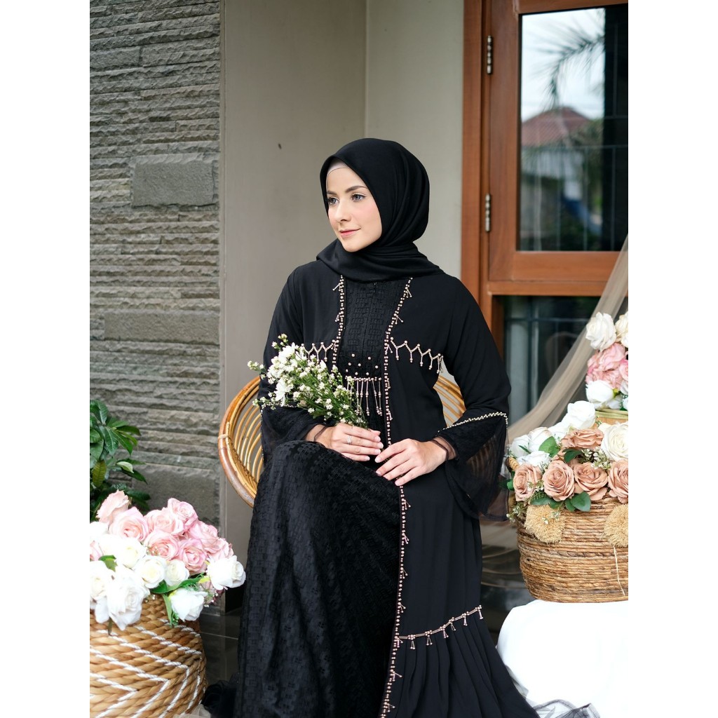 Jual ZEINUNA ONE SET DRESS (INNER DAN OUTER) - JAVINA OFFICIAL | Shopee ...