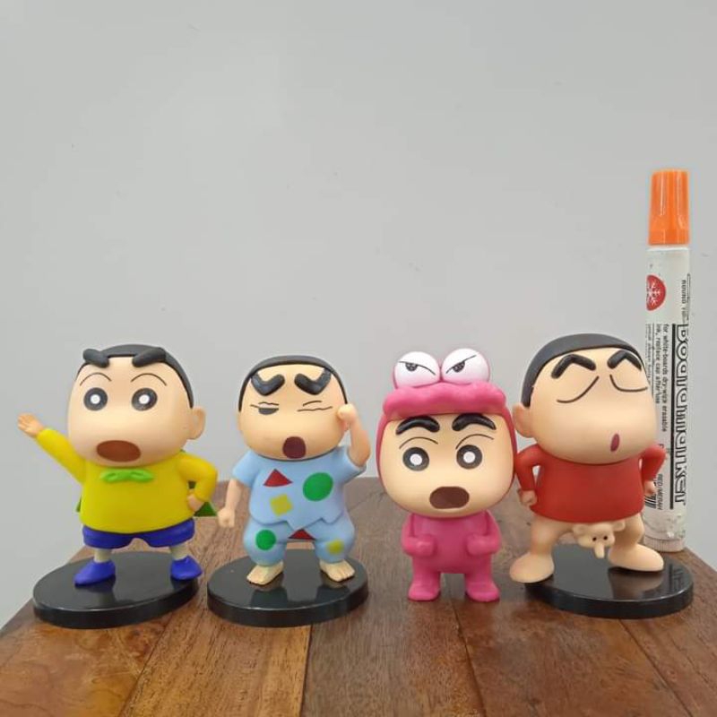 Jual mainan Crayon shinchan sinchan shinnosuke cake pyjamasStatueDetail ...