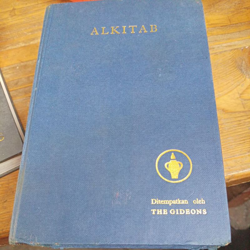 Jual buku Alkitab lama ditempatkan oleh gideons 1976 | Shopee Indonesia