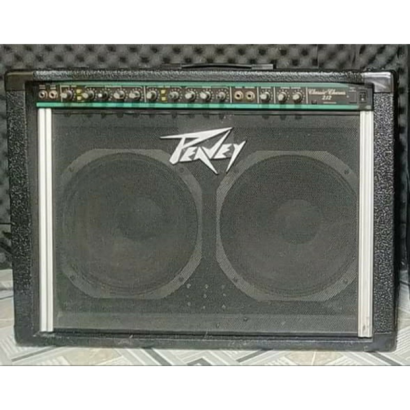 Jual ampli gitar peavey classic chorus 212 made in USA original ...
