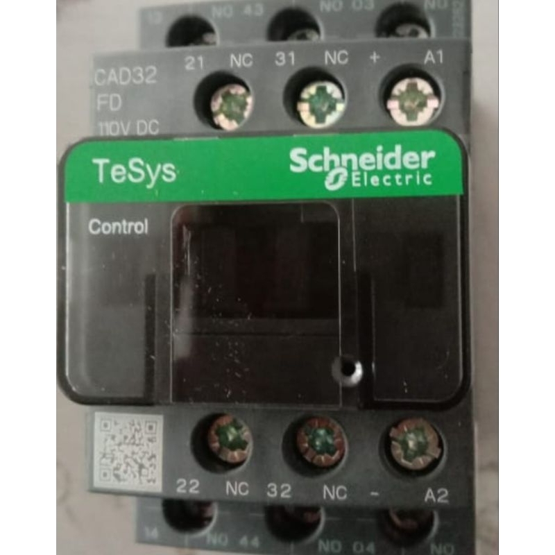 Jual Kontaktor Relay Schneider CAD32FD / Contactor Relay Schneider ...