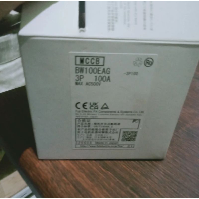 Jual MCCB FUJI BW100EAG 3P 100A ORIGINAL ASLI | Shopee Indonesia