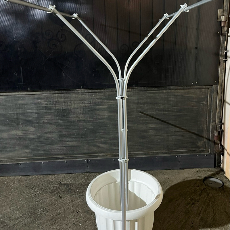 Jual TIANG RAMBATAN ANGGUR TRALIS Y TINGGI 120cm By TAMAN ANGGUR PONJAY ...