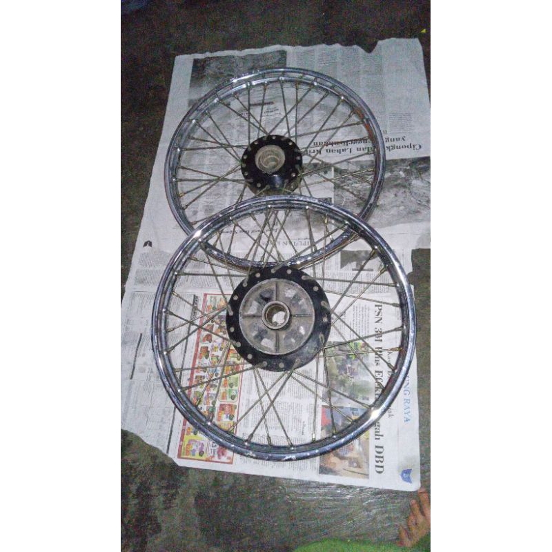 Jual Velg Motor YAMAHA Vega R New original | Shopee Indonesia