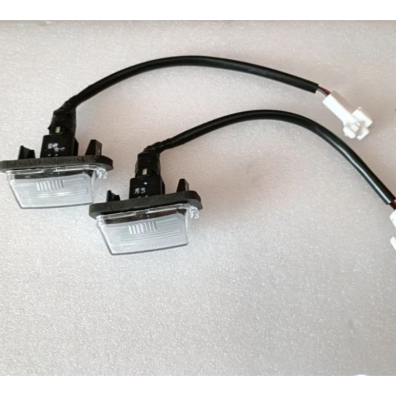 Jual lampu plat nomor Innova ribbon original | Shopee Indonesia