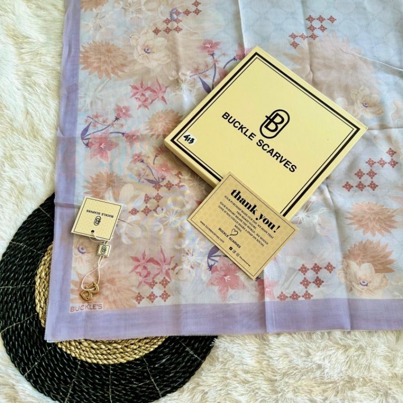 Jual NAGIH OOTD HIJAB AZARA BUCKLE SCARVES PREMIUM MOTIF SEGI EMPAT ...