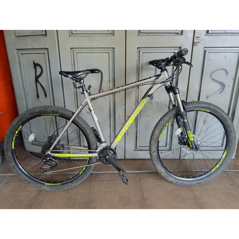 Jual Sepeda Polygon Premier 5 | Shopee Indonesia