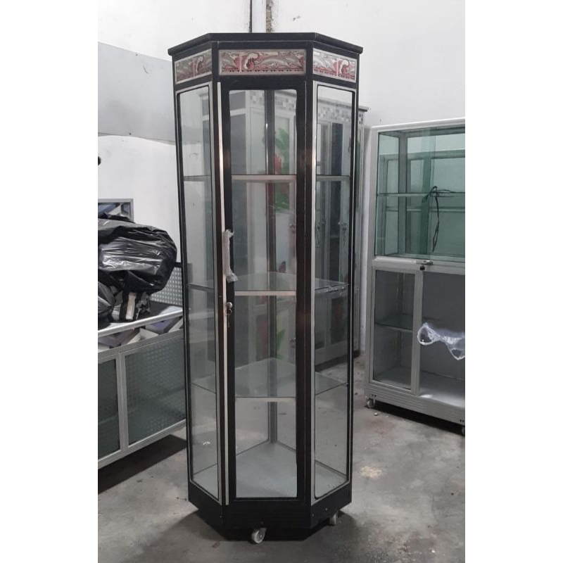 Jual Lemari kaca pojok hias+Roda | Shopee Indonesia