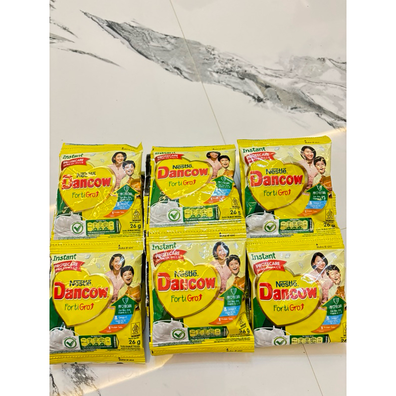 Jual [1 Renteng isi 10 Sachet] Dancow FortiGro sachet 26 gram | Shopee ...