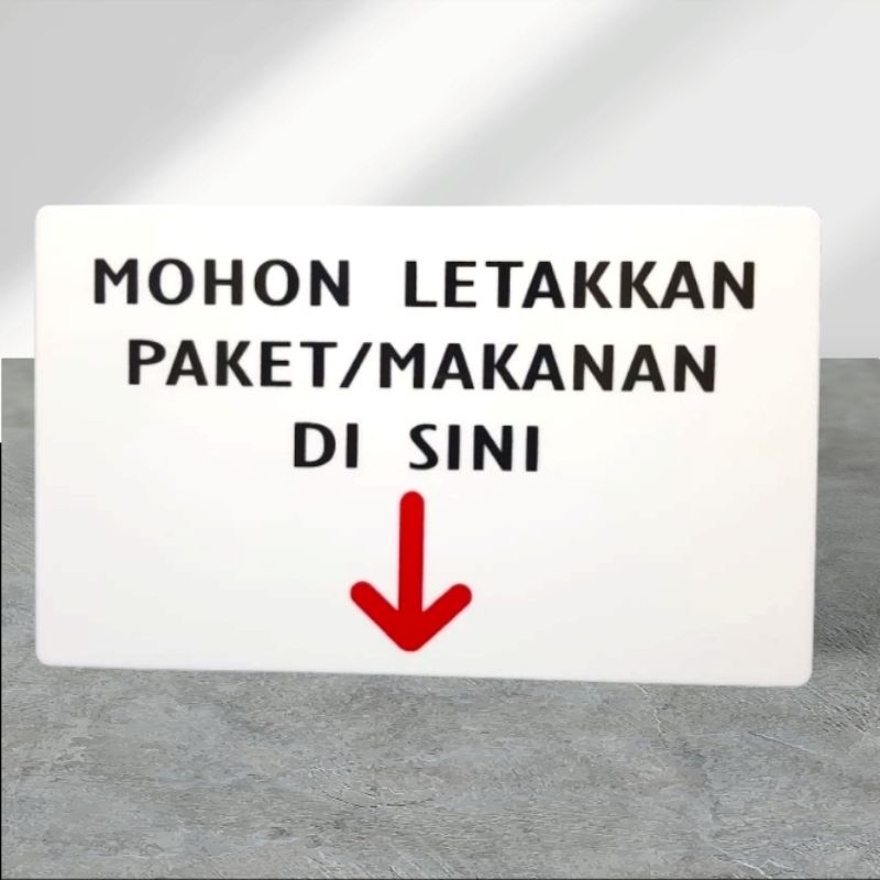 Jual Acrylic sign board MOHON LETAKKAN PAKET/MAKANAN DISINI | Shopee ...