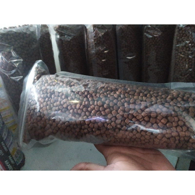 Jual STP KAE pakan ikan protein tinggi 52% perkemasan 750gr | Shopee ...