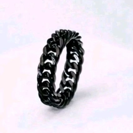 Jual CINCIN RING RANTAI HITAM BAHAN TITANIUM STELL | Shopee Indonesia