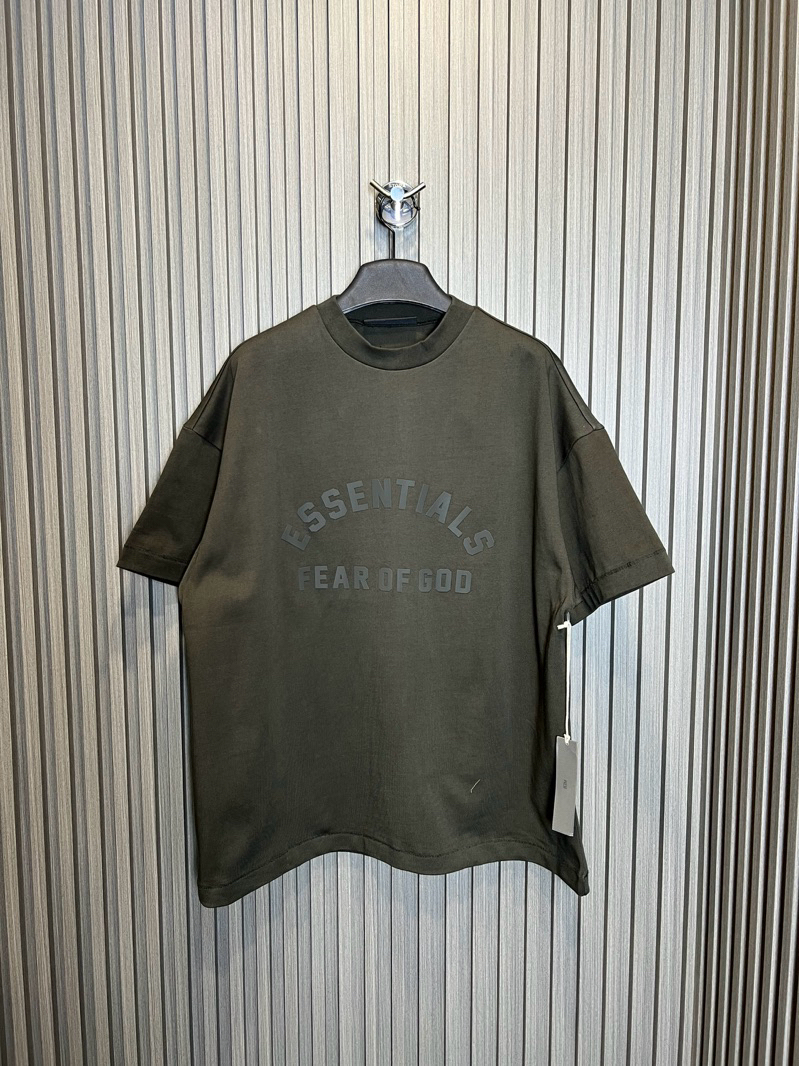 Jual Essentials S24 Black Wording (Khaki) | Shopee Indonesia