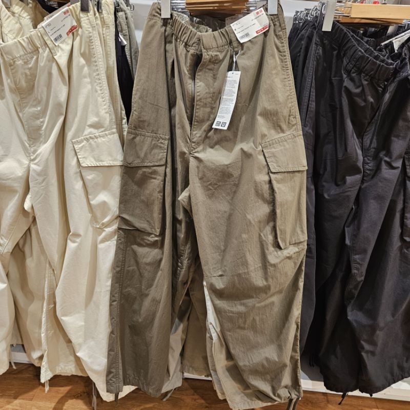 Jual UNIQLO SALE 199K ‼️ CELANA KARGO PARASUT PRIA [JASTIP UNIQLO ...