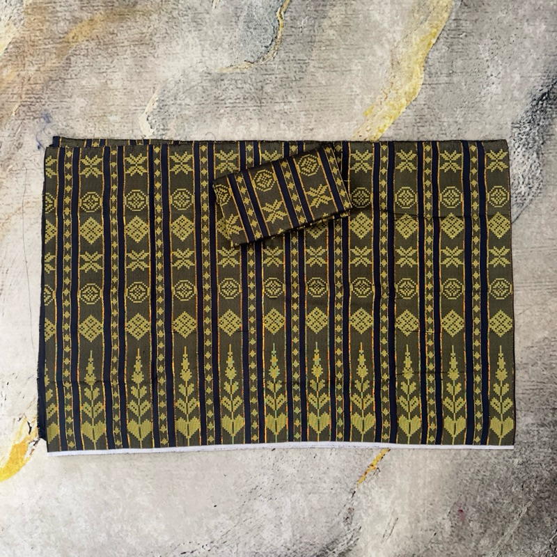 Jual Sarung Tenun Sutra Khas “Bugis” (Tenun Walida) | Shopee Indonesia