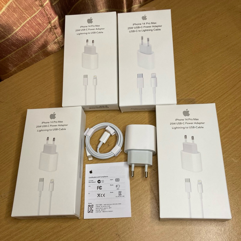 Jual iPhone Fast Charging 20 Watt Charger dan USB-C to Lightning Cable ...
