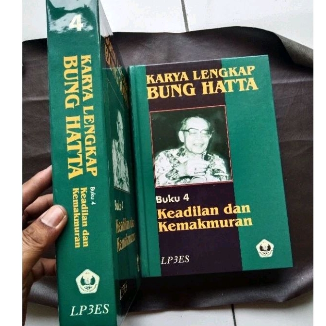 Jual Buku KARYA LENGKAP BUNG HATTA buku 4 KEADILAN DAN KEMAKMURAN | Shopee Indonesia