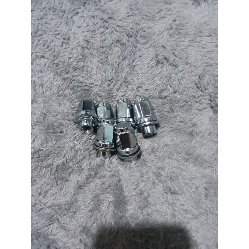 Jual Nut Racing Mur Baut Roda Innova / Fortuner / Hilux | Shopee Indonesia