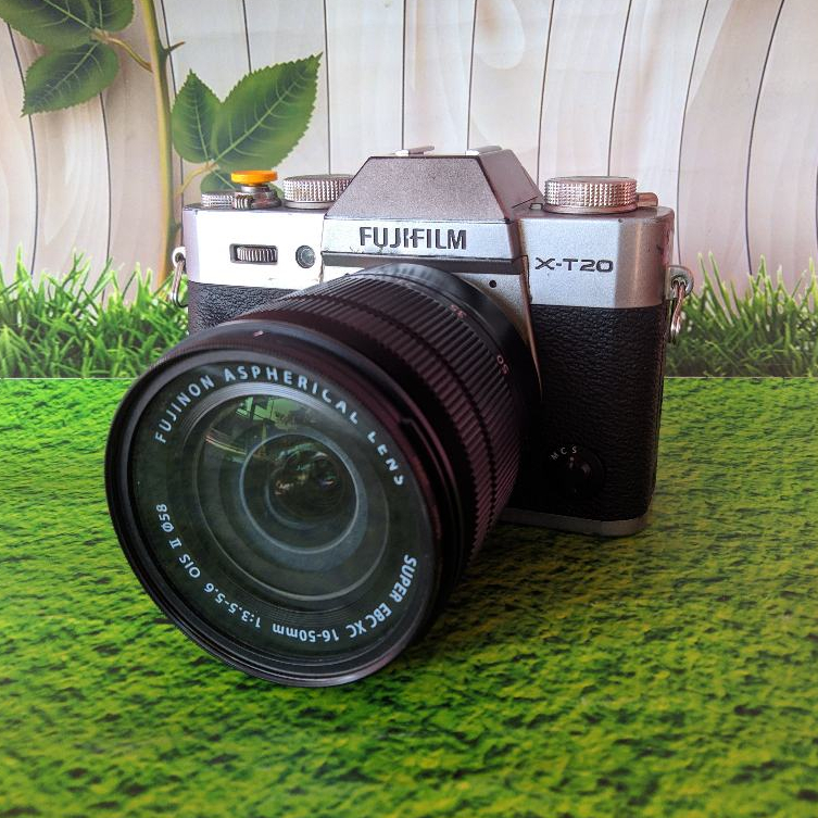 Jual Kamera Mirrorless Fujifilm X-T20 kit bukan xt3 xt30 xt30ii xt4 ...
