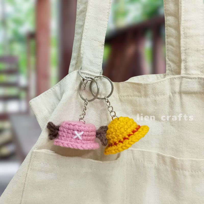 Jual crochet luffy n chopper hat keychain ganci topi seri one piece ...