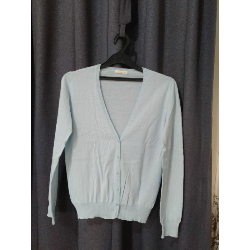 Jual Cardigan UNIQLO Baby Blue | Shopee Indonesia