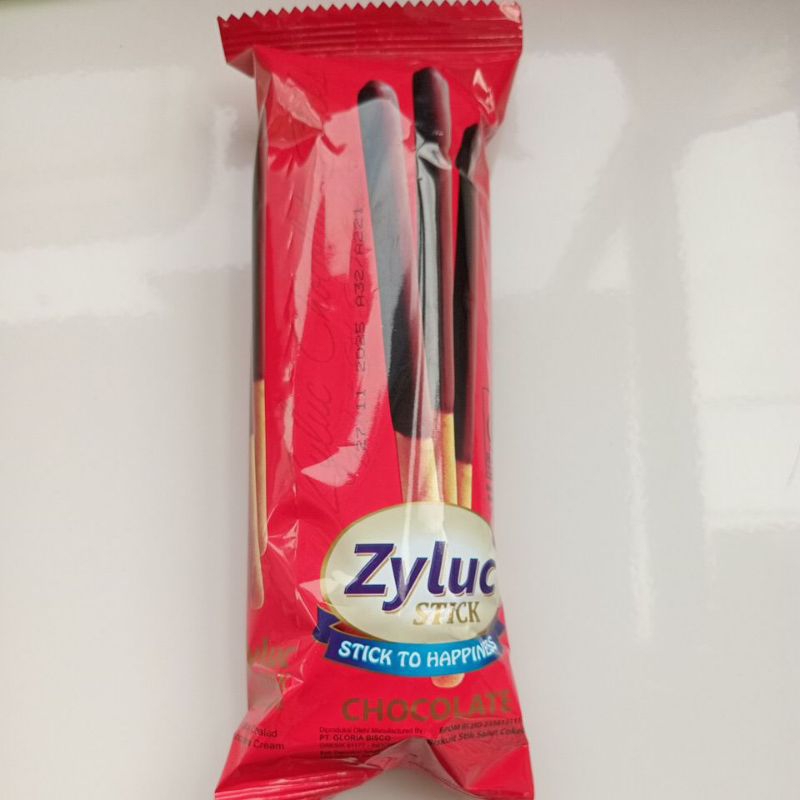Jual Stik Rasa Coklat Zyluc Stick 1 pack | Shopee Indonesia