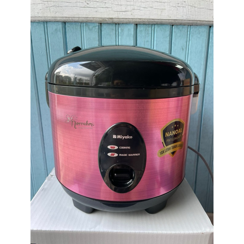 Jual Magic com Miyako MCM 508 SBC 1.8Liter /Rice cooker/Penanak nasi ...