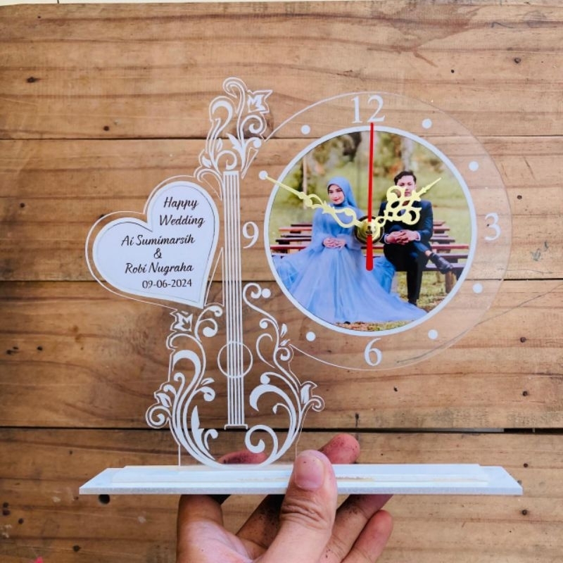 Jual Kado Pernikahan Wisuda Perpisahan Jam Gitar Akrilik Bonus Box dan ...