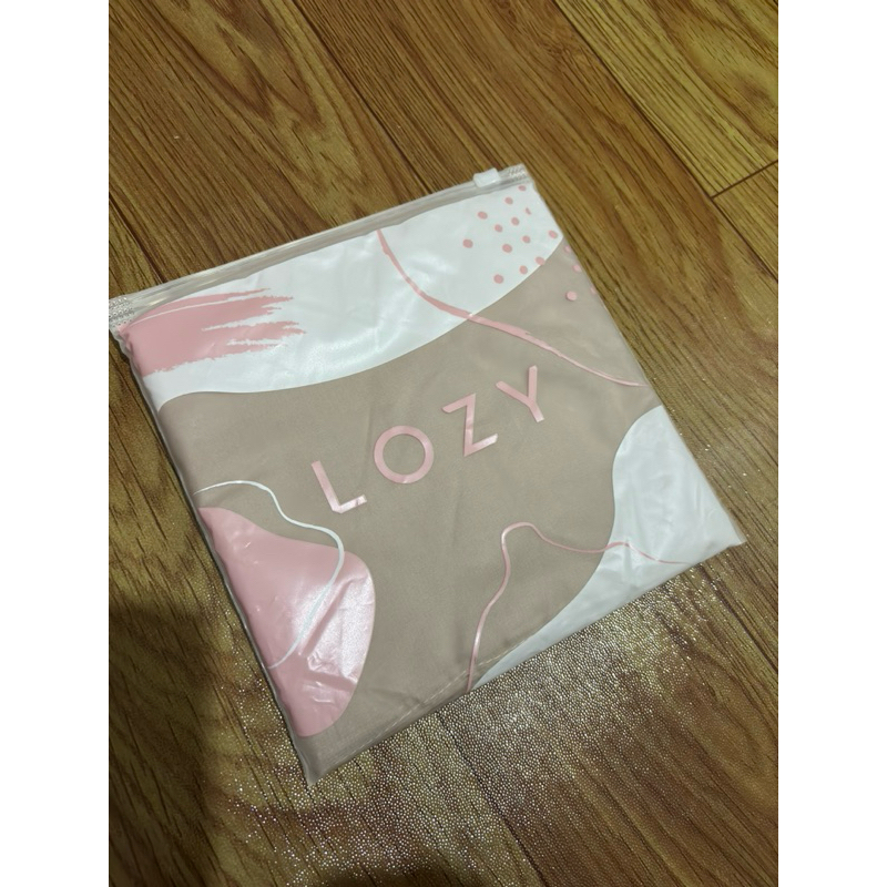 Jual Lozy Hijab Polly Cotton (hijab segi empat) Cream almond | Shopee Indonesia