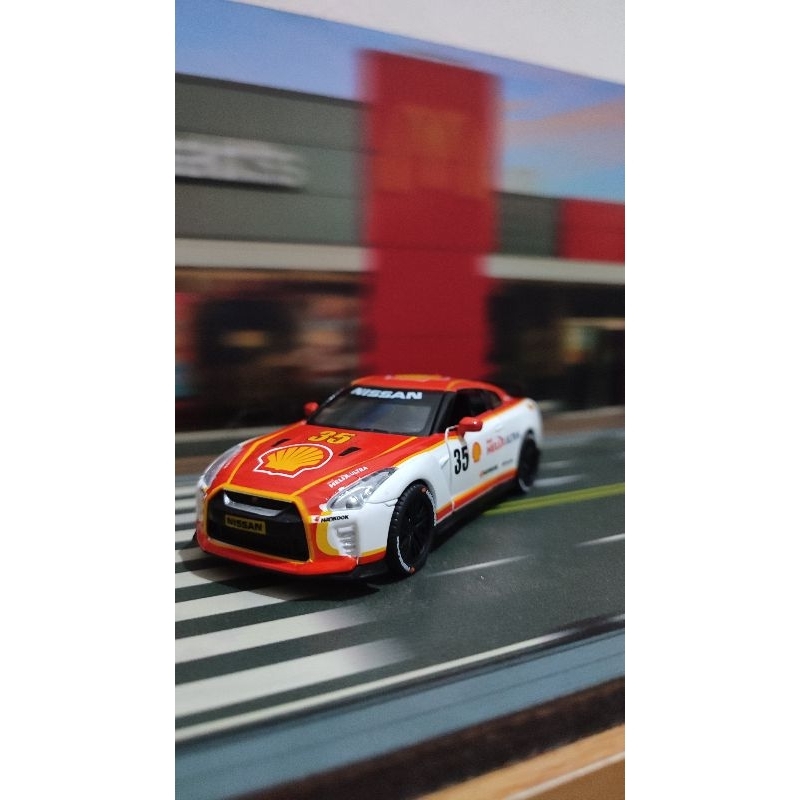 Jual Nissan GTR R35 Shell 1:42 official CCA | Shopee Indonesia