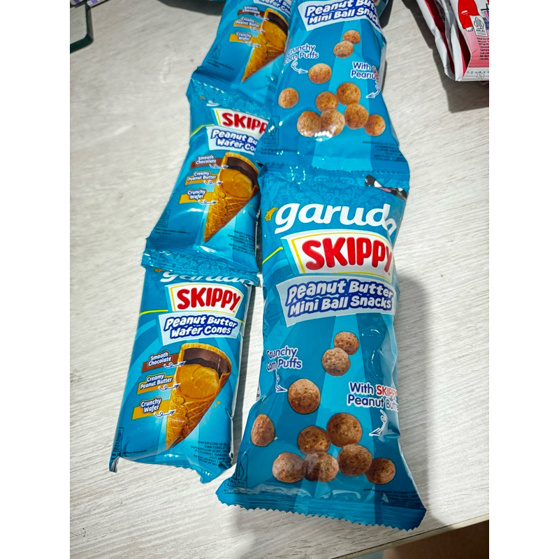 Jual GARUDA SKIPPY PEANUT BUTTER MINI BALL SNACK WAFER CONES (5Sachet ...