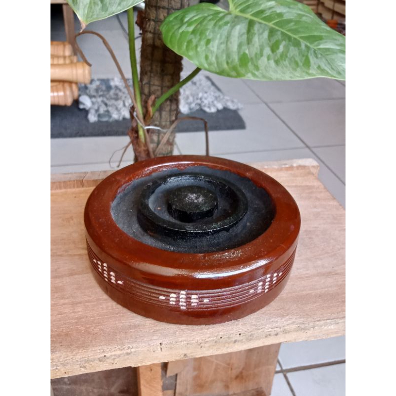 Jual Asbak kayu / Tempat abu rokok motif berbahan kayu mahoni (COKLAT ...