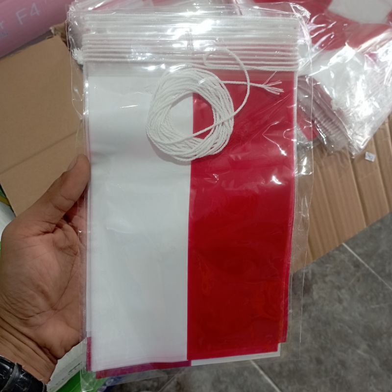Jual BENDERA TALI MERAH PUTIH HIASAN 17 AN HARI KEMERDEKAAN | Shopee ...