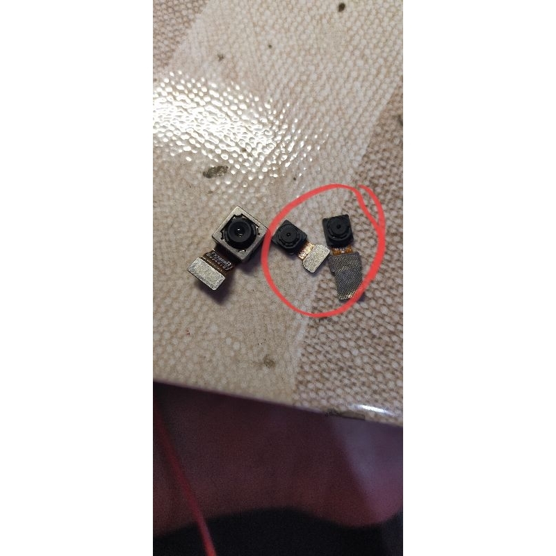 Jual kamera oppo a5 2020 bekas copotan dikirim yg dua di lingkari ...