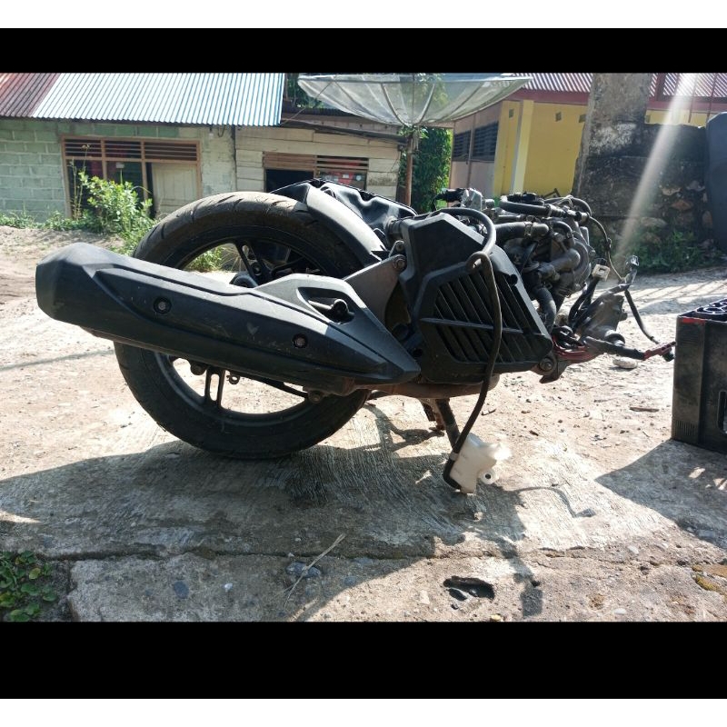 Jual MESIN/ENGINE SET PCX 150 LED VIETNAM | Shopee Indonesia