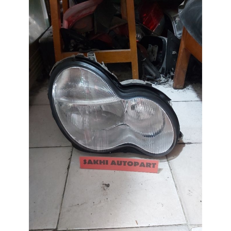 Jual headlamp mercy mercedes benz w203 kanan original | Shopee Indonesia