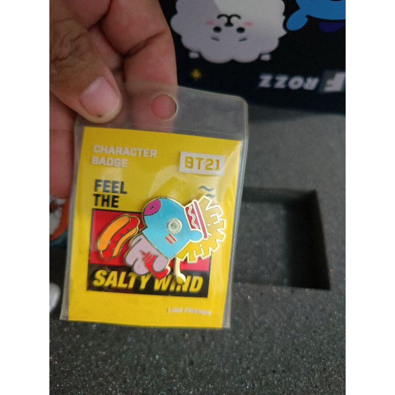 Jual BTS BT21 badge Frozz | Shopee Indonesia